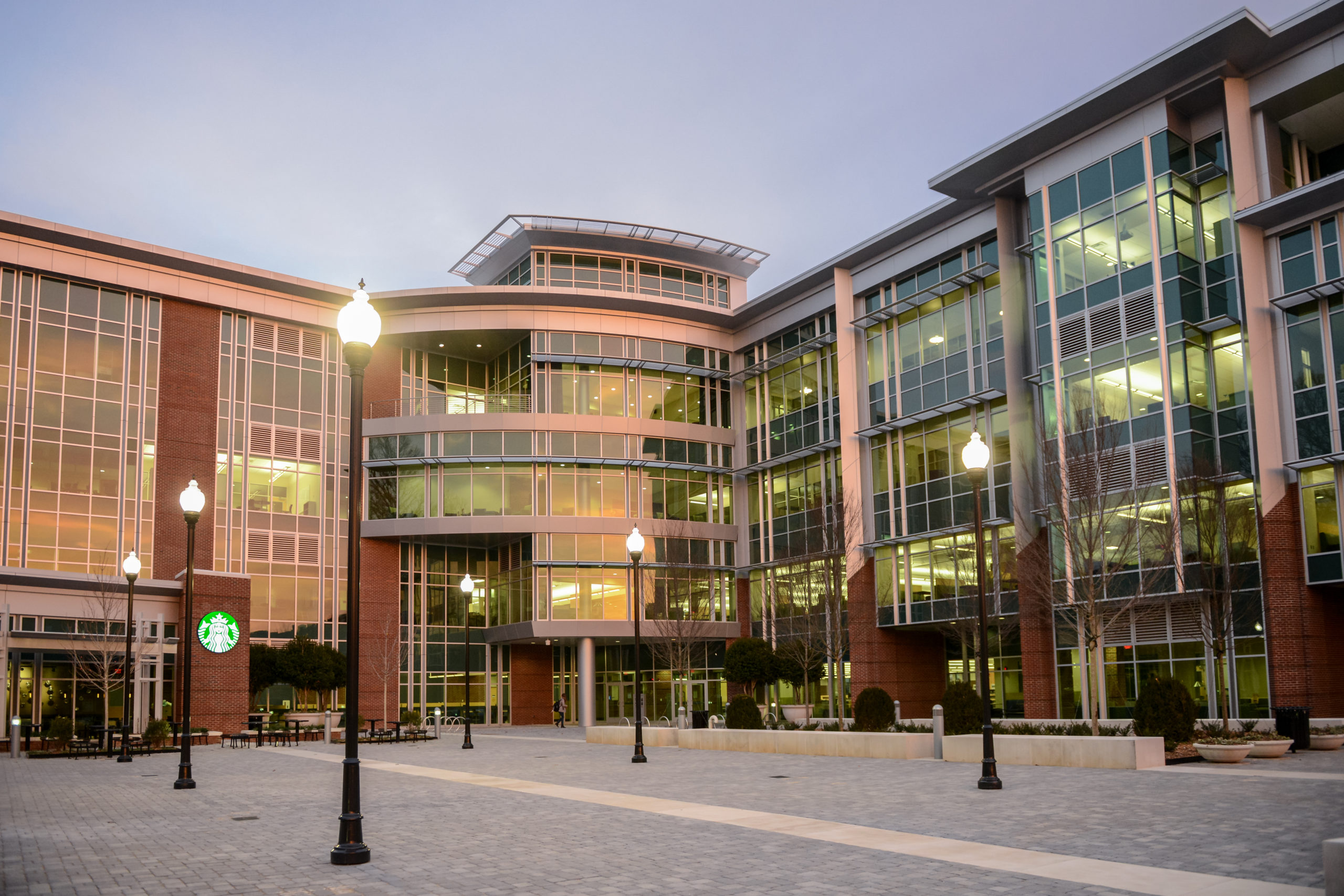 Technology in universities: which tech has improved the college student ...